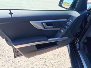 Melns Mercedes-Benz GLK 350 2009 Kauņa, ar dzinēja tilpumu 3.50 L un nobraukumu 206 tūkst. km par 6200 €, foto 11 vietnē AUTOMOTO.COM.LV