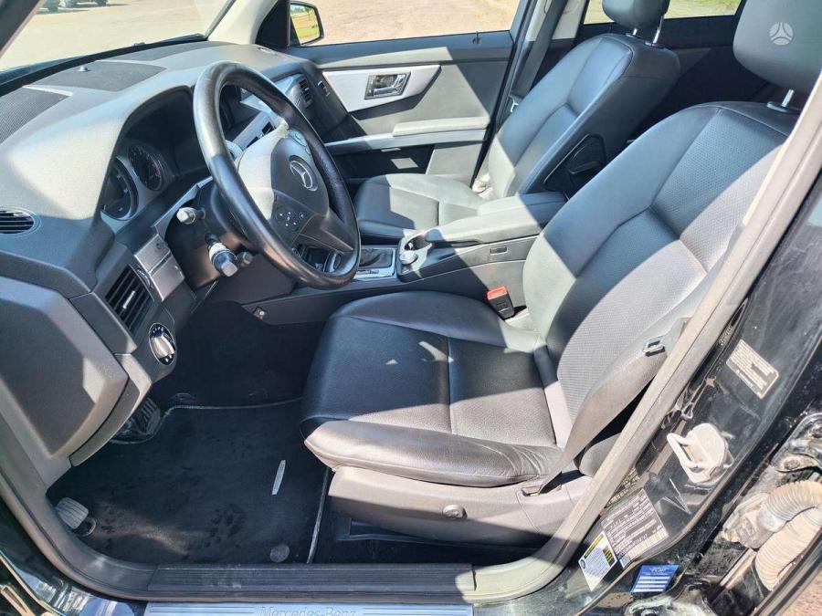 Melns Mercedes-Benz GLK 350 2009 Kauņa, ar dzinēja tilpumu 3.50 L un nobraukumu 206 tūkst. km par 6200 €, foto 12 vietnē AUTOMOTO.COM.LV