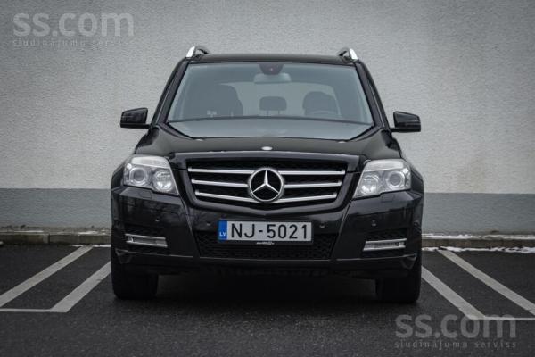 Melns Mercedes-Benz GLK 350 2010 Rīga, ar dzinēja tilpumu 3.00 L un nobraukumu 0 tūkst. km par 8990 €, foto 2 vietnē AUTOMOTO.COM.LV