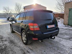 Black Mercedes-Benz GLK 350 2010 in Vilnius, with an engine capacity of 3.00 L and mileage of 283 thousand km for 7850 €, photo 3 on AUTOMOTO.COM.LV