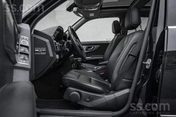 Melns Mercedes-Benz GLK 350 2010 Rīga, ar dzinēja tilpumu 3.00 L un nobraukumu 0 tūkst. km par 7990 €, foto 9 vietnē AUTOMOTO.COM.LV