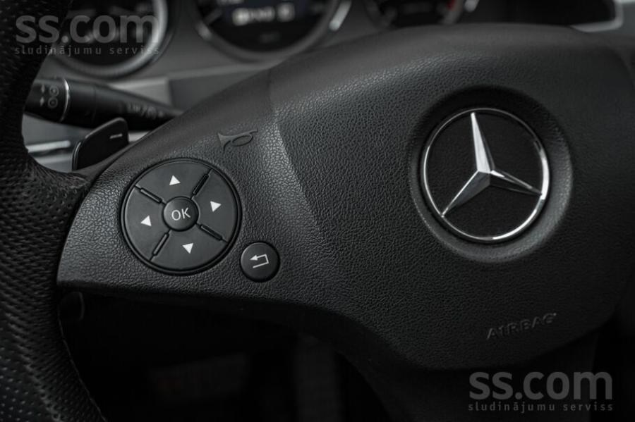 Черный Мерседес ГЛК 350 2010 в Рига, объемом двигателя 3.00 л и пробегом 0 тыс. км за 7990 €, фото 20 на AUTOMOTO.COM.LV