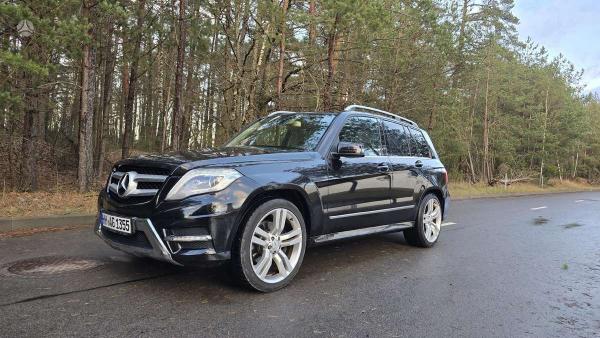 Melns Mercedes-Benz GLK 350 2012 Jurbarkas, ar dzinēja tilpumu 2.99 L un nobraukumu 270 tūkst. km par 12300 €, foto 2 vietnē AUTOMOTO.COM.LV