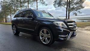 Black Mercedes-Benz GLK 350 2012 in Jurbarkas, with an engine capacity of 2.99 L and mileage of 270 thousand km for 12300 €, photo 7 on AUTOMOTO.COM.LV