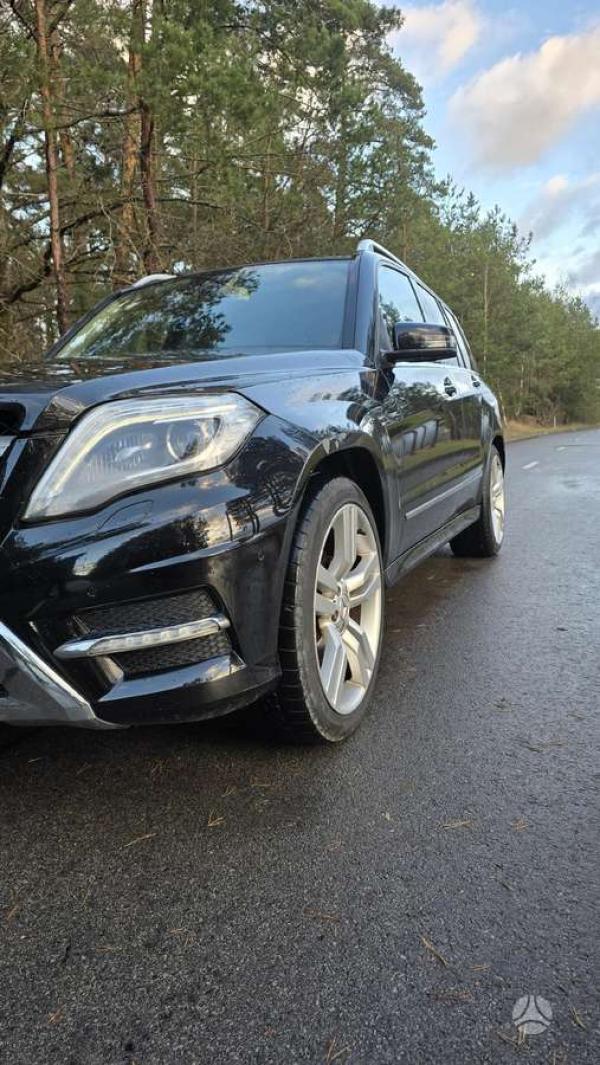 Melns Mercedes-Benz GLK 350 2012 Jurbarkas, ar dzinēja tilpumu 2.99 L un nobraukumu 270 tūkst. km par 12300 €, foto 9 vietnē AUTOMOTO.COM.LV