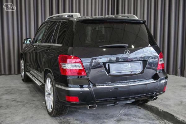 Black Mercedes-Benz GLK 350 2012 in Marijampole, with an engine capacity of 3.00 L and mileage of 284 thousand km for 9250 €, photo 9 on AUTOMOTO.COM.LV