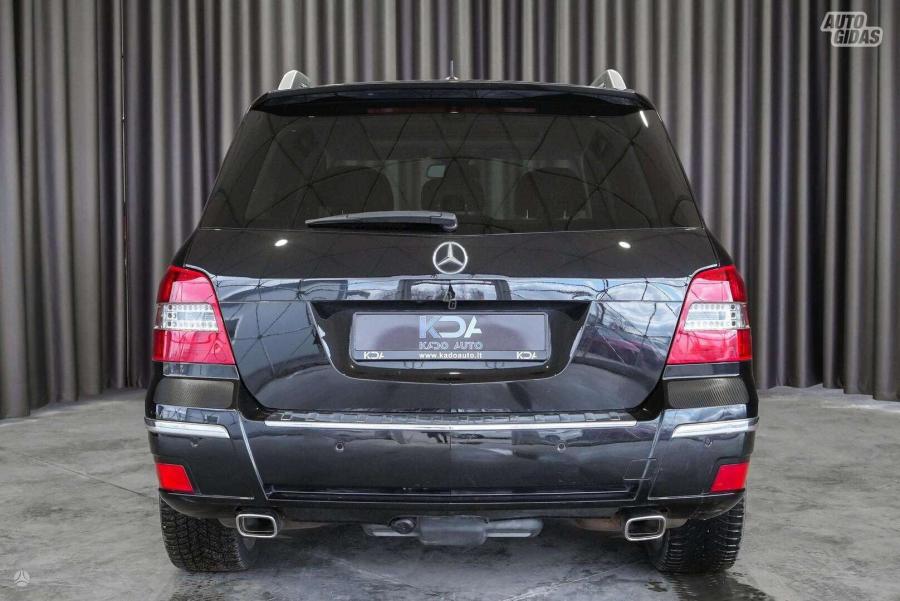 Black Mercedes-Benz GLK 350 2012 in Marijampole, with an engine capacity of 3.00 L and mileage of 284 thousand km for 9250 €, photo 11 on AUTOMOTO.COM.LV