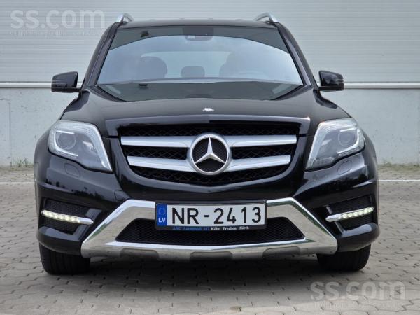 Melns Mercedes-Benz GLK 350 2012 Rīga, ar dzinēja tilpumu 3.00 L un nobraukumu 220 tūkst. km par 14490 €, foto 4 vietnē AUTOMOTO.COM.LV