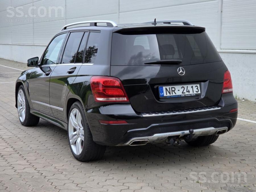 Black Mercedes-Benz GLK 350 2012 in Riga, with an engine capacity of 3.00 L and mileage of 220 thousand km for 14490 €, photo 14 on AUTOMOTO.COM.LV