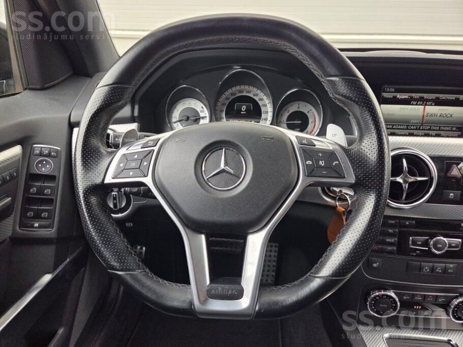 Black Mercedes-Benz GLK 350 2012 in Riga, with an engine capacity of 3.00 L and mileage of 220 thousand km for 14490 €, photo 25 on AUTOMOTO.COM.LV