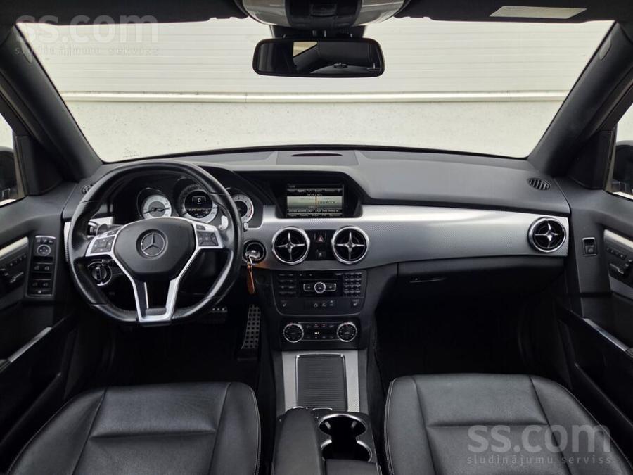 Black Mercedes-Benz GLK 350 2012 in Riga, with an engine capacity of 3.00 L and mileage of 220 thousand km for 14490 €, photo 27 on AUTOMOTO.COM.LV