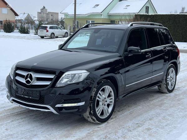 Black Mercedes-Benz GLK 350 2013 in Kedainiai, with an engine capacity of 2.99 L and mileage of 262 thousand km for 10399 €, photo 1 on AUTOMOTO.COM.LV