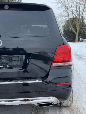 Black Mercedes-Benz GLK 350 2013 in Kedainiai, with an engine capacity of 2.99 L and mileage of 262 thousand km for 10399 €, photo 12 on AUTOMOTO.COM.LV