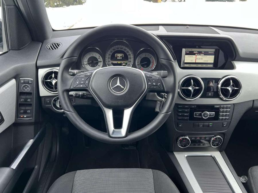 Black Mercedes-Benz GLK 350 2013 in Kedainiai, with an engine capacity of 2.99 L and mileage of 262 thousand km for 10399 €, photo 14 on AUTOMOTO.COM.LV