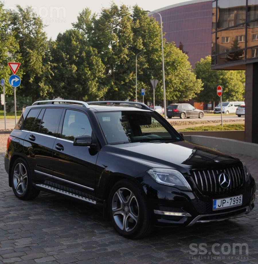 Melns Mercedes-Benz GLK 350 2014 Liepāja, ar dzinēja tilpumu 3.00 L un nobraukumu 212 tūkst. km par 13500 €, foto 3 vietnē AUTOMOTO.COM.LV