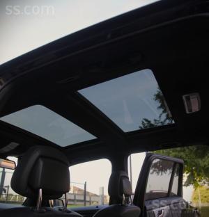 Melns Mercedes-Benz GLK 350 2014 Liepāja, ar dzinēja tilpumu 3.00 L un nobraukumu 212 tūkst. km par 13500 €, foto 12 vietnē AUTOMOTO.COM.LV