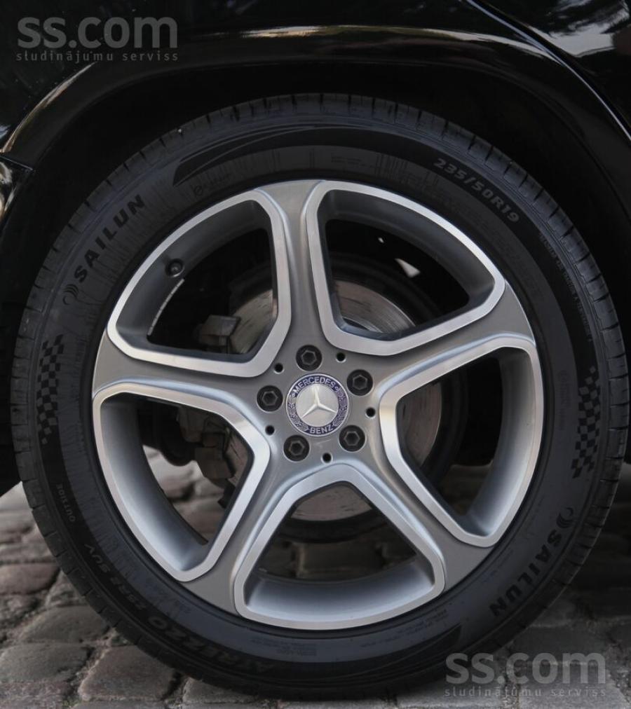 Melns Mercedes-Benz GLK 350 2014 Liepāja, ar dzinēja tilpumu 3.00 L un nobraukumu 212 tūkst. km par 13500 €, foto 14 vietnē AUTOMOTO.COM.LV