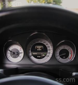 Melns Mercedes-Benz GLK 350 2014 Liepāja, ar dzinēja tilpumu 3.00 L un nobraukumu 212 tūkst. km par 13500 €, foto 15 vietnē AUTOMOTO.COM.LV