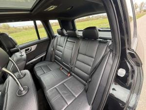 Black Mercedes-Benz GLK 350 2010 in Vilkaviskis, with an engine capacity of 3.00 L and mileage of 271 thousand km for 6999 €, photo 14 on AUTOMOTO.COM.LV