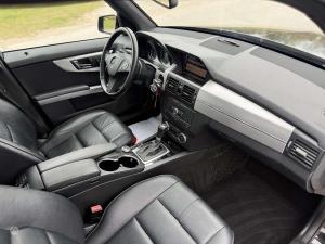 Black Mercedes-Benz GLK 350 2010 in Vilkaviskis, with an engine capacity of 3.00 L and mileage of 271 thousand km for 6999 €, photo 18 on AUTOMOTO.COM.LV