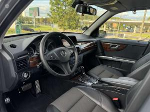 Brūns Mercedes-Benz GLK 350 2010 Viļņa, ar dzinēja tilpumu 3.00 L un nobraukumu 351 tūkst. km par 4700 €, foto 8 vietnē AUTOMOTO.COM.LV