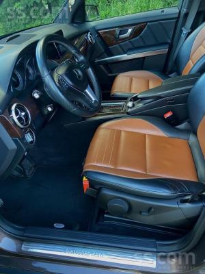 Brūns Mercedes-Benz GLK 350 2013 Tukums, ar dzinēja tilpumu 3.00 L un nobraukumu 280 tūkst. km par 13999 €, foto 16 vietnē AUTOMOTO.COM.LV