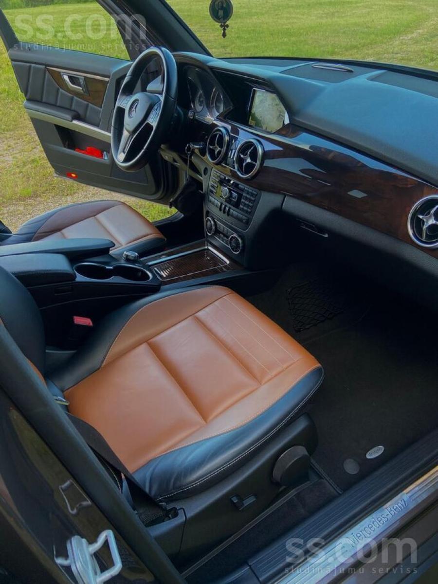 Brūns Mercedes-Benz GLK 350 2013 Tukums, ar dzinēja tilpumu 3.00 L un nobraukumu 280 tūkst. km par 13999 €, foto 22 vietnē AUTOMOTO.COM.LV