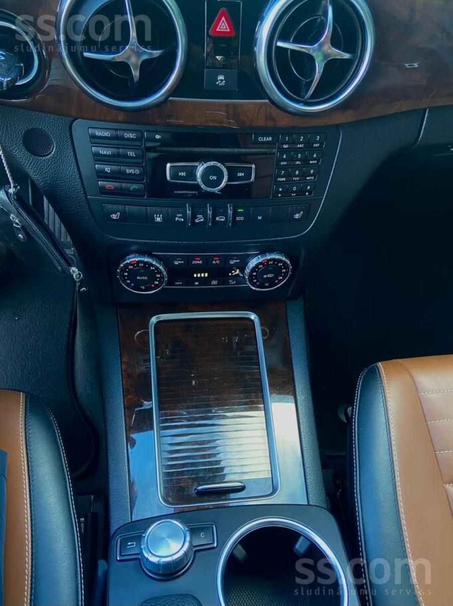 Brūns Mercedes-Benz GLK 350 2013 Tukums, ar dzinēja tilpumu 3.00 L un nobraukumu 280 tūkst. km par 13999 €, foto 24 vietnē AUTOMOTO.COM.LV
