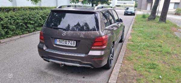 Brūns Mercedes-Benz GLK 350 2014 Visaginas, ar dzinēja tilpumu 2.99 L un nobraukumu 238 tūkst. km par 13500 €, foto 4 vietnē AUTOMOTO.COM.LV