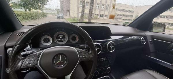 Brown Mercedes-Benz GLK 350 2014 in Visaginas, with an engine capacity of 2.99 L and mileage of 238 thousand km for 13500 €, photo 6 on AUTOMOTO.COM.LV