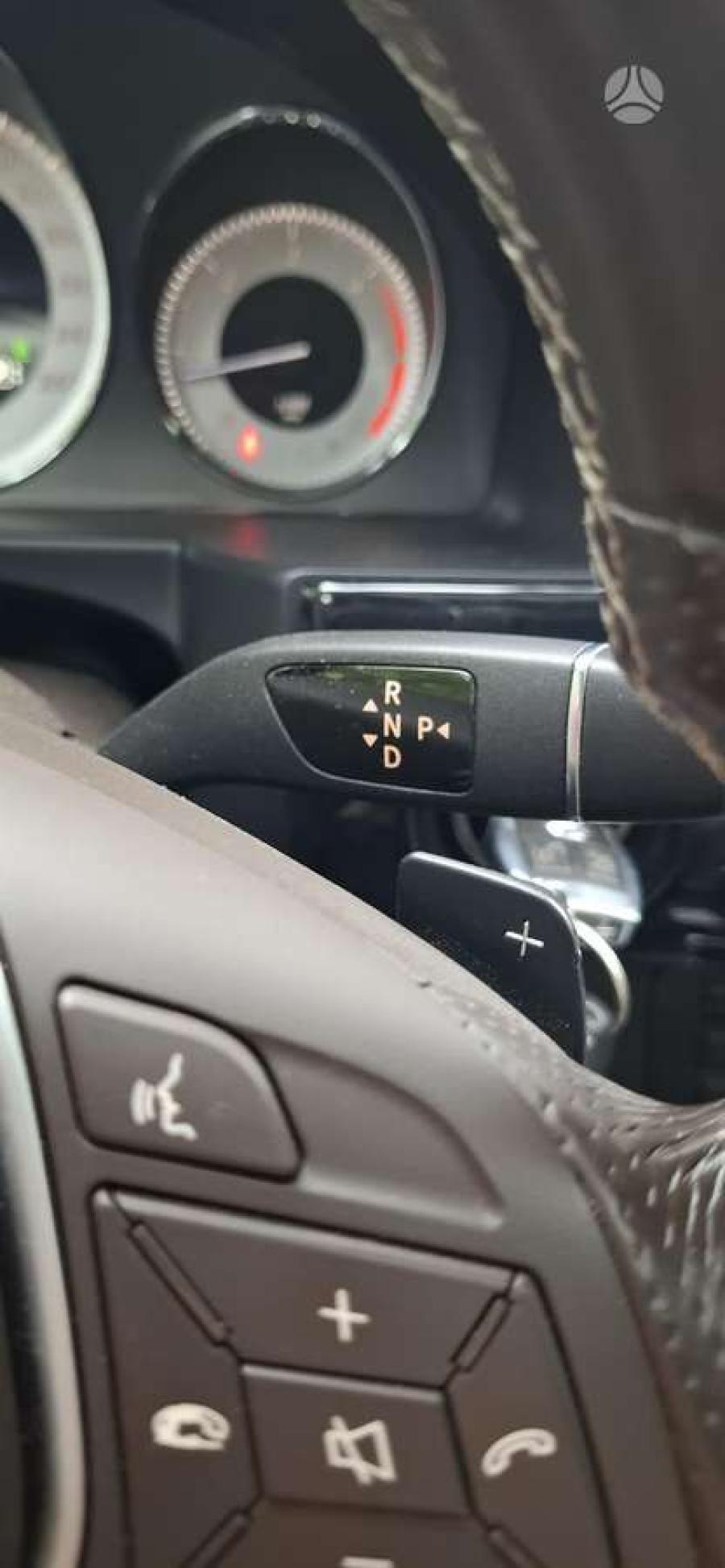 Brūns Mercedes-Benz GLK 350 2014 Visaginas, ar dzinēja tilpumu 2.99 L un nobraukumu 238 tūkst. km par 13500 €, foto 12 vietnē AUTOMOTO.COM.LV