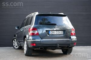 Mercedes-Benz GLK 350 2009 in Riga, with an engine capacity of 3.00 L and mileage of 286 thousand km for 8790 €, photo 5 on AUTOMOTO.COM.LV