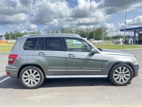 Mercedes-Benz GLK 350 2010 Rīga, ar dzinēja tilpumu 3.00 L un nobraukumu 246 tūkst. km par 7600 €, foto 6 vietnē AUTOMOTO.COM.LV
