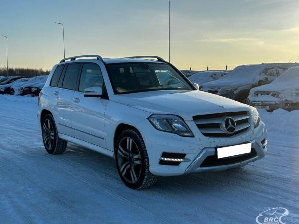 Mercedes-Benz GLK 350 2013 in Vilnius, with an engine capacity of 3.50 L and mileage of 159 thousand km for 10900 €, photo 3 on AUTOMOTO.COM.LV