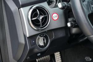 Mercedes-Benz GLK 350 2013 Marijampole, ar dzinēja tilpumu 3.00 L un nobraukumu 261 tūkst. km par 11950 €, foto 27 vietnē AUTOMOTO.COM.LV