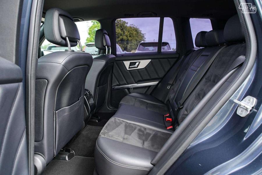 Mercedes-Benz GLK 350 2013 Marijampole, ar dzinēja tilpumu 3.00 L un nobraukumu 261 tūkst. km par 11950 €, foto 30 vietnē AUTOMOTO.COM.LV