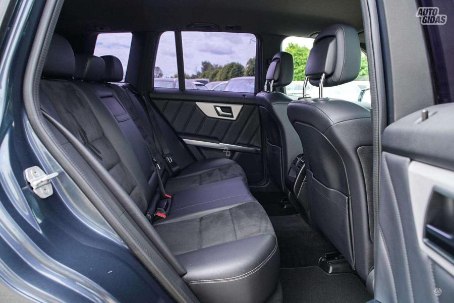 Mercedes-Benz GLK 350 2013 Marijampole, ar dzinēja tilpumu 3.00 L un nobraukumu 261 tūkst. km par 11950 €, foto 32 vietnē AUTOMOTO.COM.LV