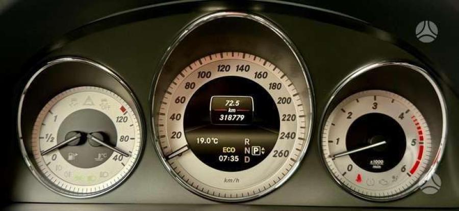 Mercedes-Benz GLK 350 2014 Šauļi, ar dzinēja tilpumu 2.99 L un nobraukumu 319 tūkst. km par 13450 €, foto 36 vietnē AUTOMOTO.COM.LV