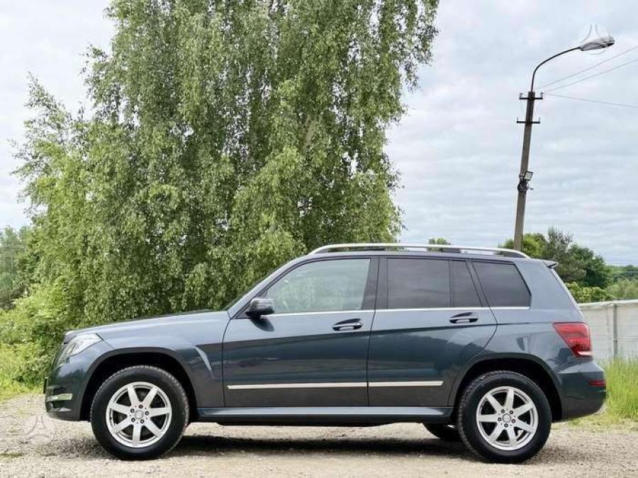 Mercedes-Benz GLK 350 2014 in Siauliai, with an engine capacity of 2.99 L and mileage of 319 thousand km for 13450 €, photo 16 on AUTOMOTO.COM.LV