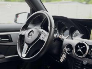 Mercedes-Benz GLK 350 2014 in Siauliai, with an engine capacity of 2.99 L and mileage of 319 thousand km for 13450 €, photo 24 on AUTOMOTO.COM.LV
