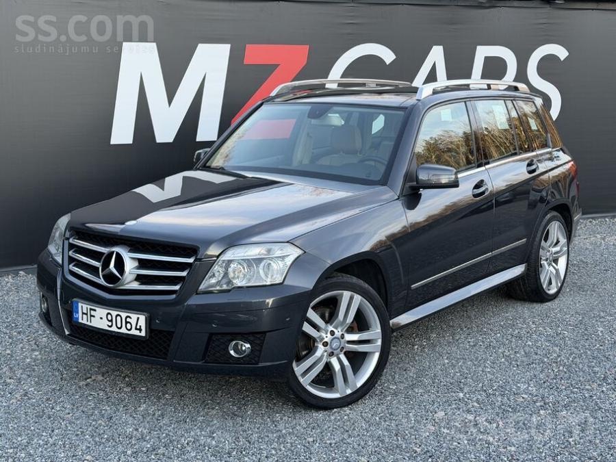 Pelēks Mercedes-Benz GLK 350 2008 Rīga, ar dzinēja tilpumu 3.50 L un nobraukumu 220 tūkst. km par 8990 €, foto 1 vietnē AUTOMOTO.COM.LV