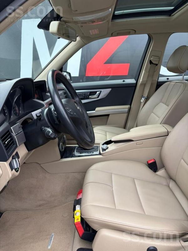 Pelēks Mercedes-Benz GLK 350 2008 Rīga, ar dzinēja tilpumu 3.50 L un nobraukumu 220 tūkst. km par 8990 €, foto 7 vietnē AUTOMOTO.COM.LV