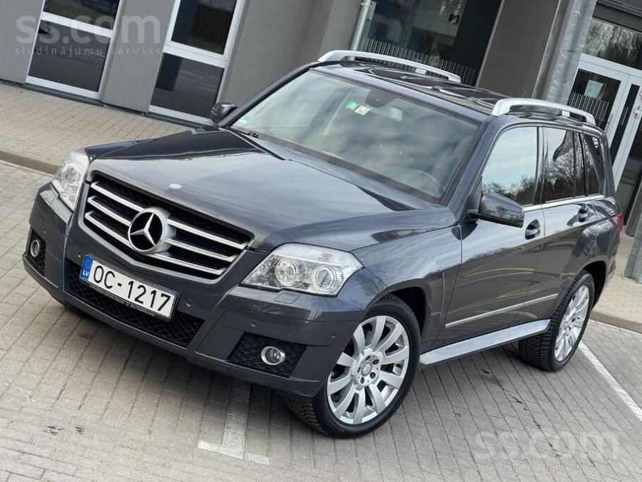 Pelēks Mercedes-Benz GLK 350 2009 Jūrmala, ar dzinēja tilpumu 3.00 L un nobraukumu 0 tūkst. km par 9500 €, foto 1 vietnē AUTOMOTO.COM.LV