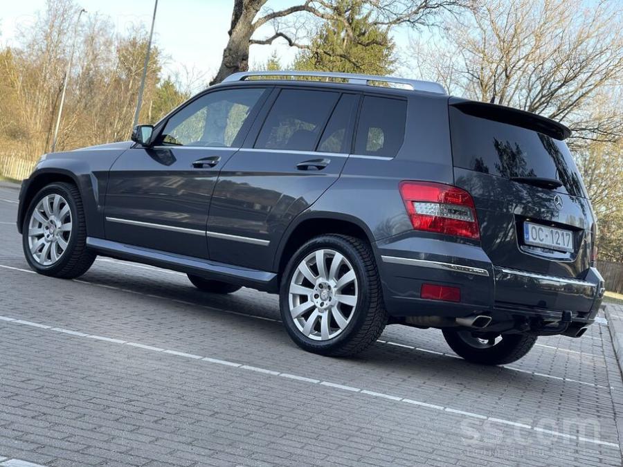 Pelēks Mercedes-Benz GLK 350 2009 Jūrmala, ar dzinēja tilpumu 3.00 L un nobraukumu 0 tūkst. km par 9500 €, foto 6 vietnē AUTOMOTO.COM.LV