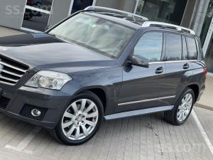 Pelēks Mercedes-Benz GLK 350 2009 Jūrmala, ar dzinēja tilpumu 3.00 L un nobraukumu 0 tūkst. km par 9500 €, foto 9 vietnē AUTOMOTO.COM.LV