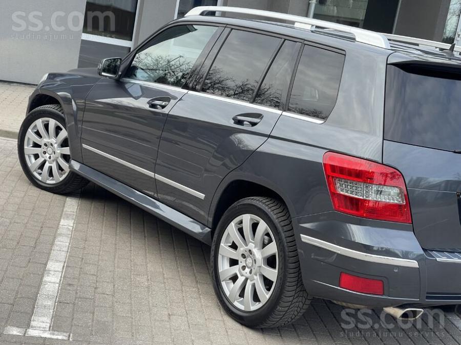 Pelēks Mercedes-Benz GLK 350 2009 Jūrmala, ar dzinēja tilpumu 3.00 L un nobraukumu 0 tūkst. km par 9500 €, foto 12 vietnē AUTOMOTO.COM.LV