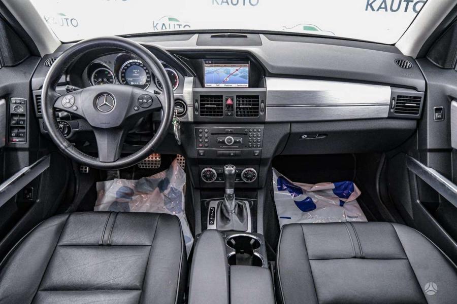 Серый Мерседес ГЛК 350 2009 в Каунас, объемом двигателя 3.00 л и пробегом 219 тыс. км за 7990 €, фото 9 на AUTOMOTO.COM.LV