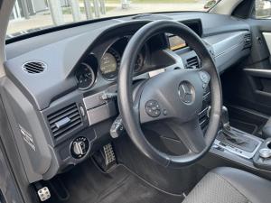 Pelēks Mercedes-Benz GLK 350 2009 Rīga, ar dzinēja tilpumu 3.00 L un nobraukumu 269 tūkst. km par 7900 €, foto 17 vietnē AUTOMOTO.COM.LV