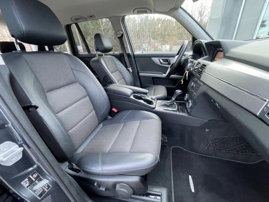 Pelēks Mercedes-Benz GLK 350 2009 Rīga, ar dzinēja tilpumu 3.00 L un nobraukumu 269 tūkst. km par 7900 €, foto 30 vietnē AUTOMOTO.COM.LV