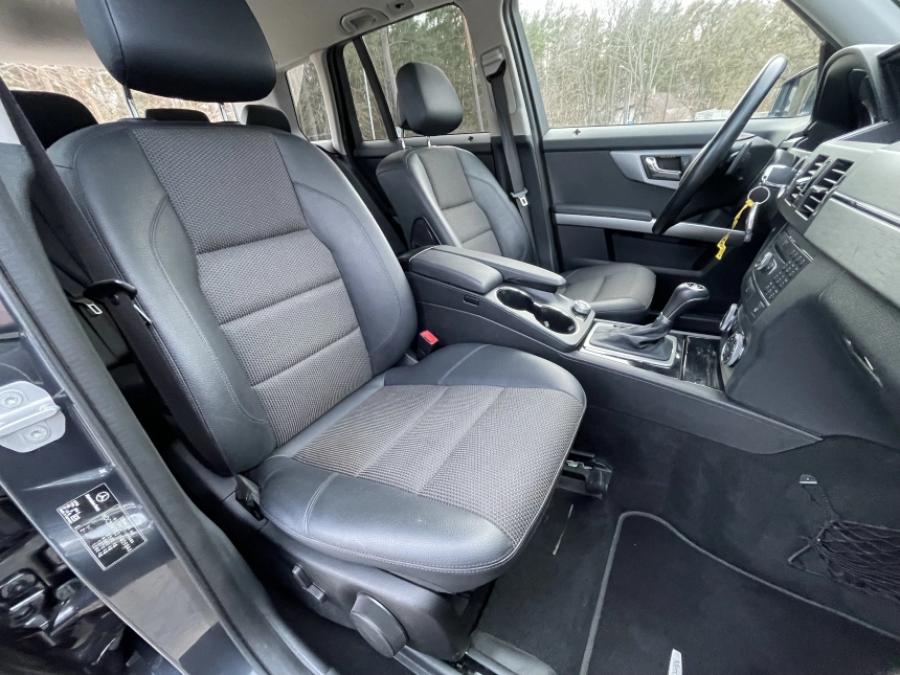 Pelēks Mercedes-Benz GLK 350 2009 Rīga, ar dzinēja tilpumu 3.00 L un nobraukumu 269 tūkst. km par 7900 €, foto 34 vietnē AUTOMOTO.COM.LV